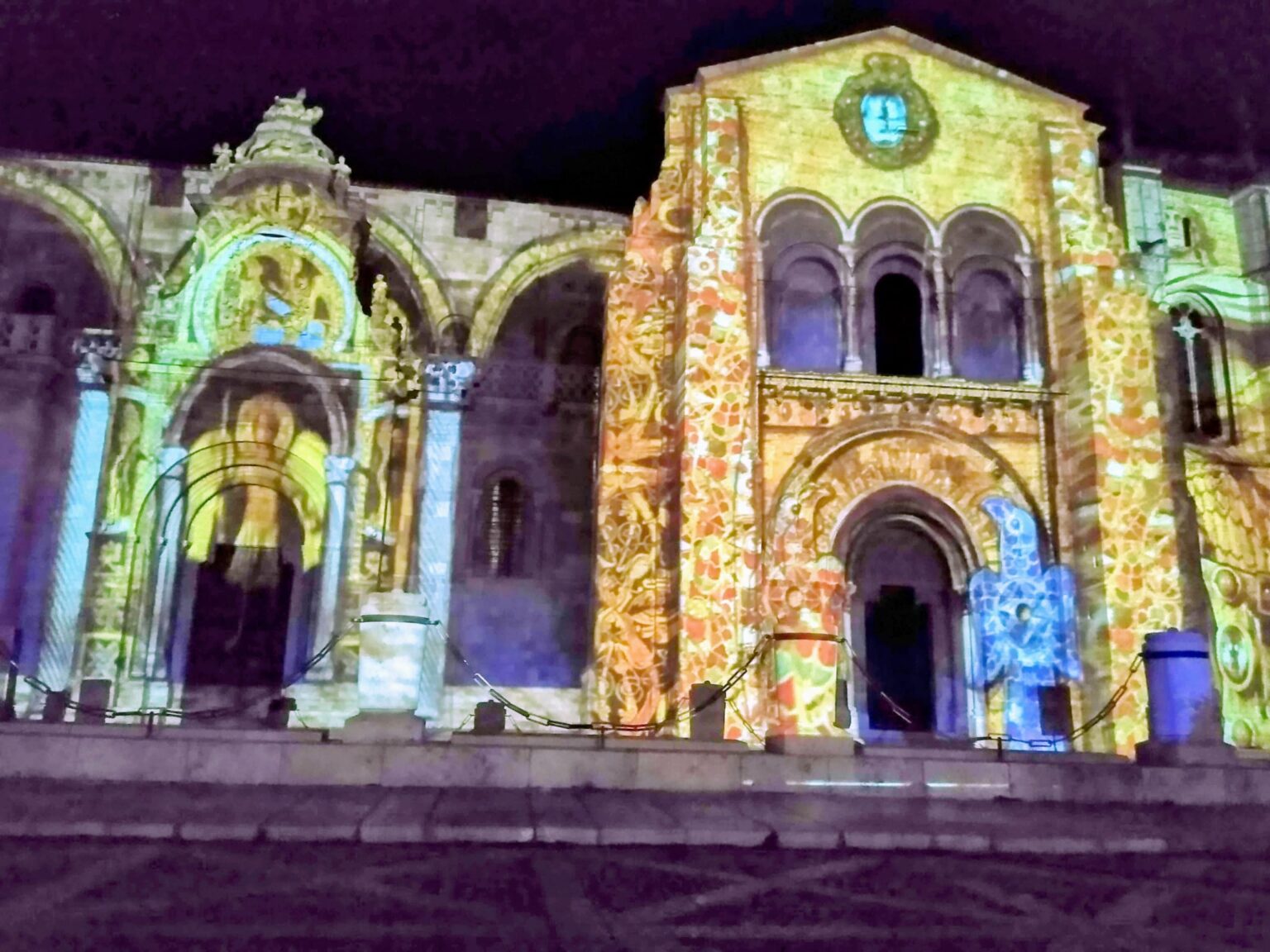 Proyecciones Monumentos de León – DescubreLeon.com